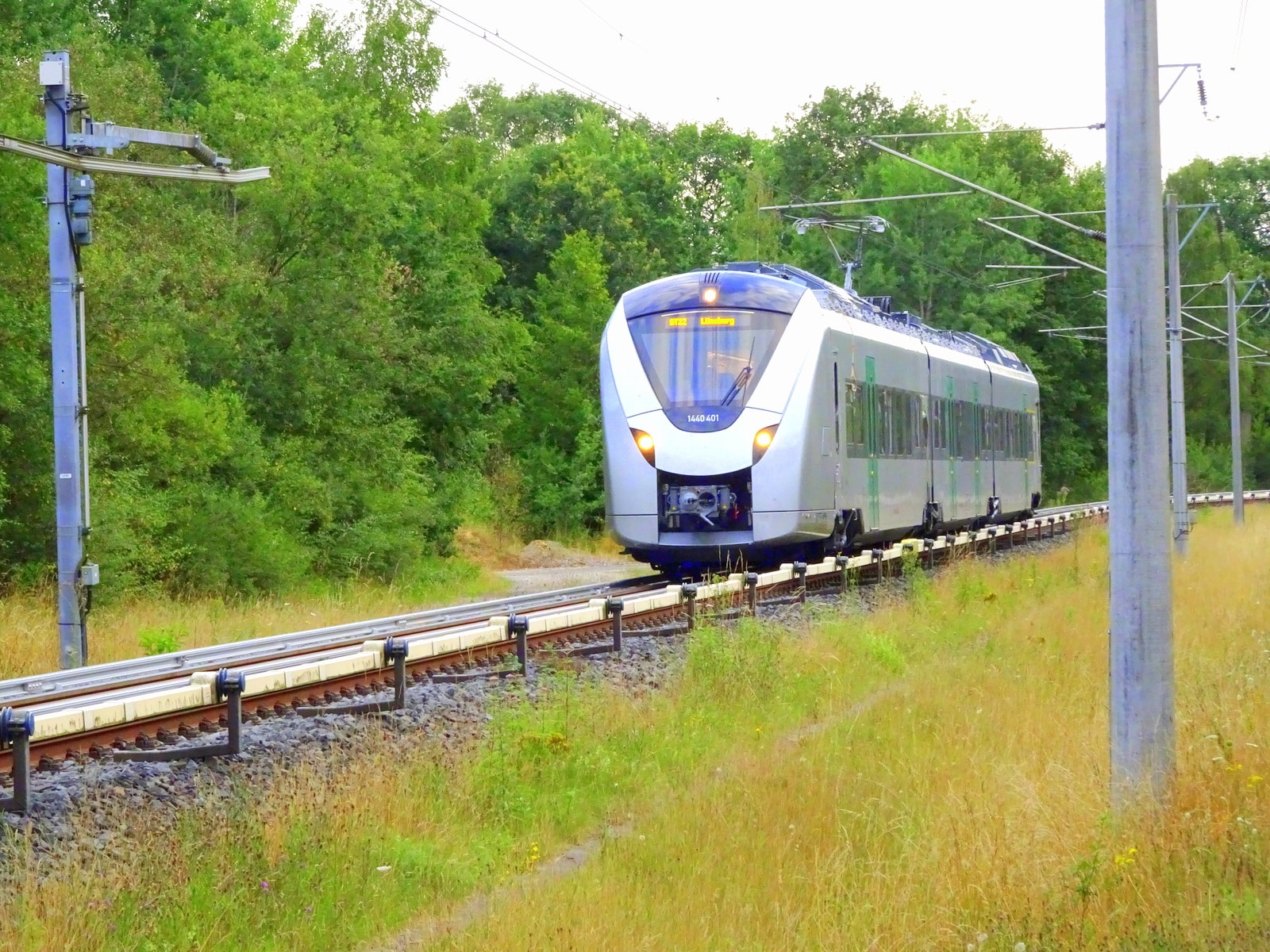 Transdev Regio Ost bekommt Zuschlag für RE6 — Verkehrsverbund Mittelsachsen